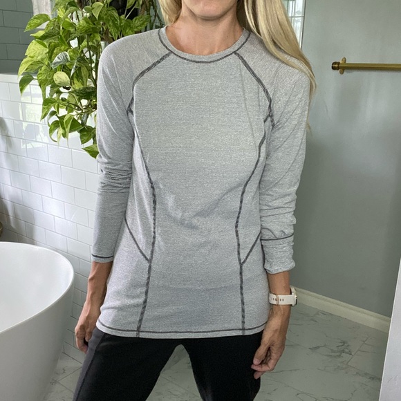 Lucy | Tops | Lucy Athleisure Workout Long Sleeve Top | Poshmark